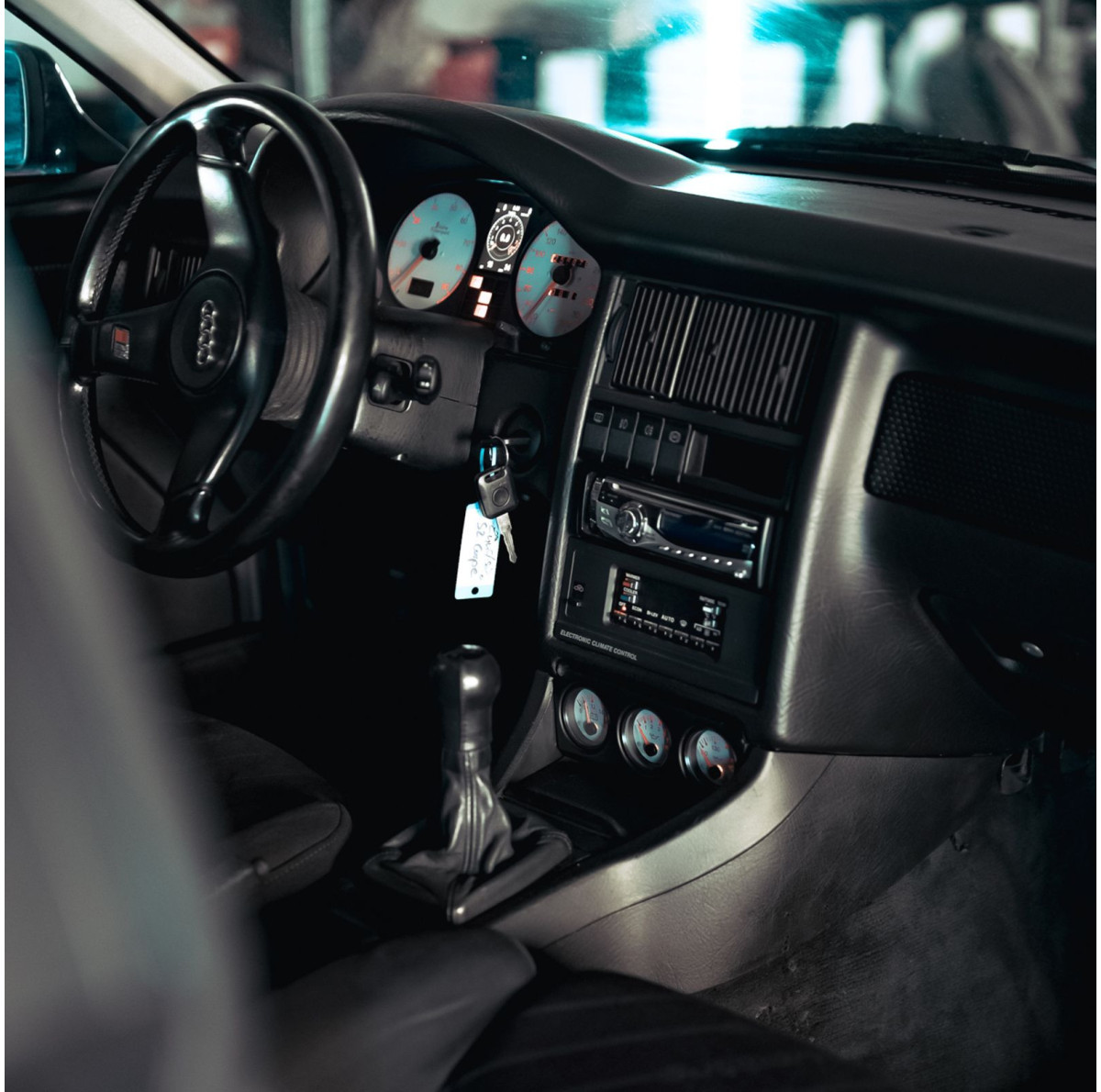 CANchecked LCD display MFA28 Gen2 for AUDI 80 B4 all engines